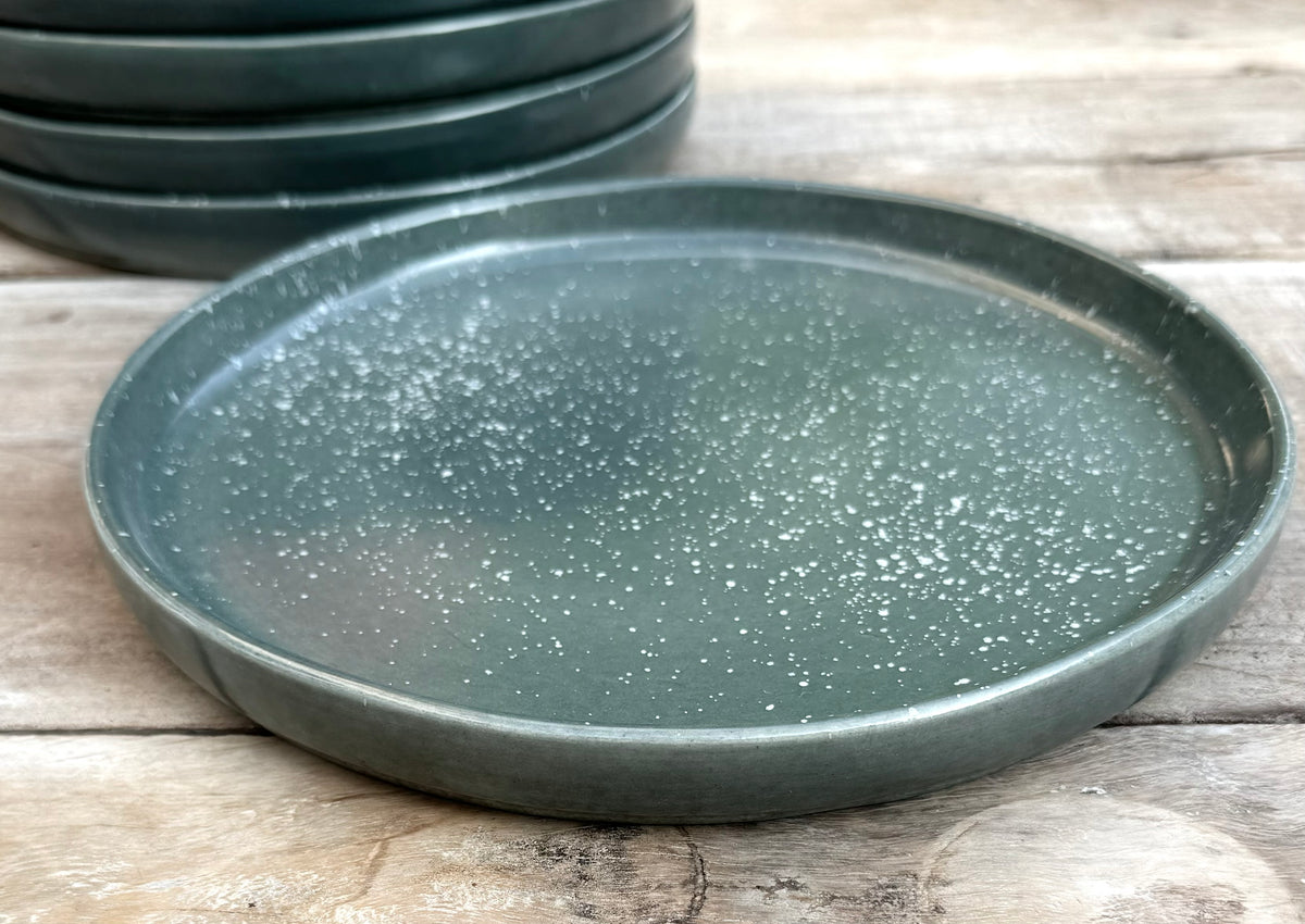 Matte dark grey speckled 10” Hampton plate. – Clayworks