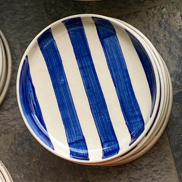 6” Hampton plate blue stripes – Clayworks